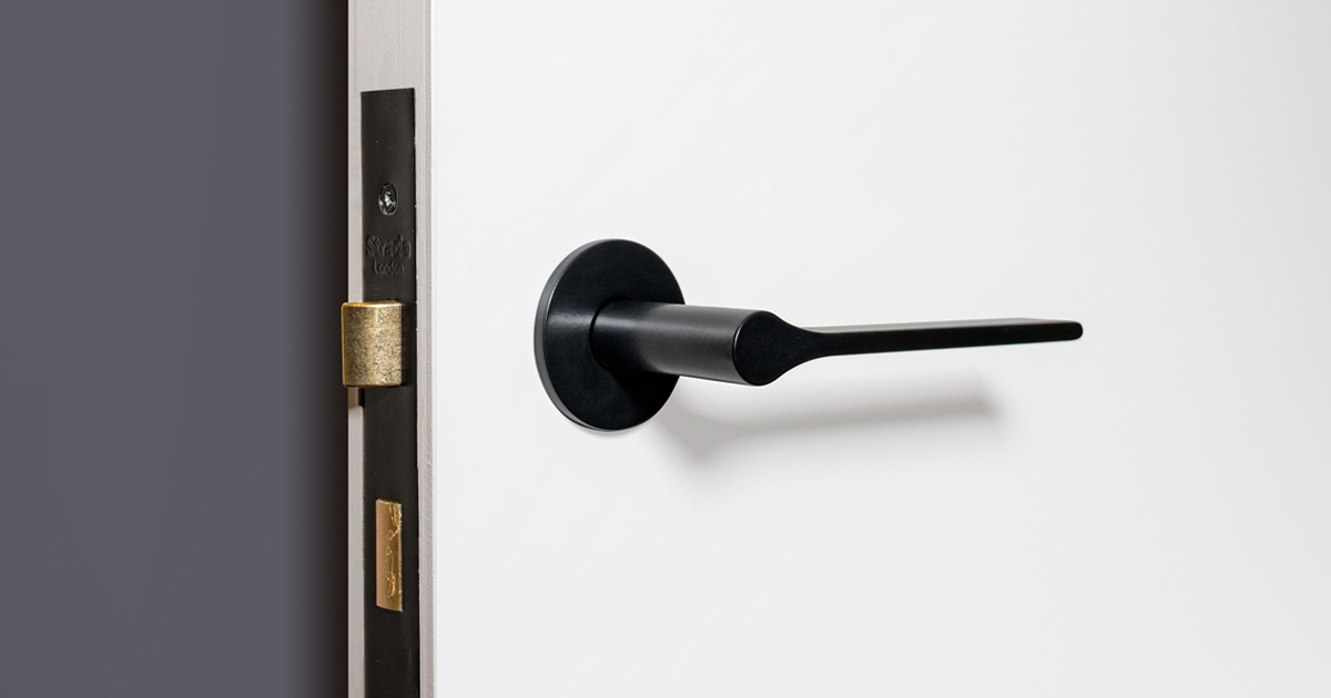 Choosing Luxury Bespoke and Architectural Door Handles — Strada London